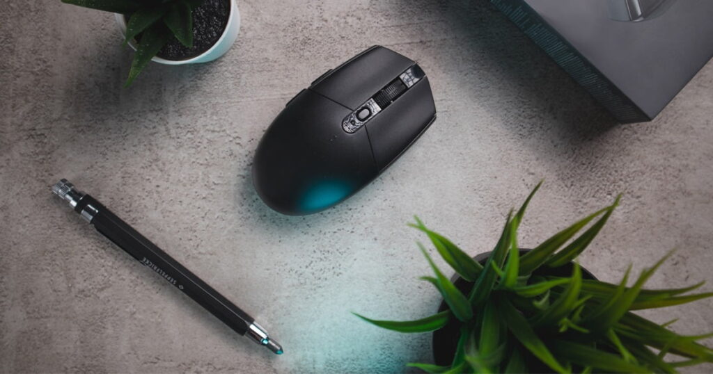 Pernah Terbuat dari Kayu, Begini Sejarah Mouse Komputer!