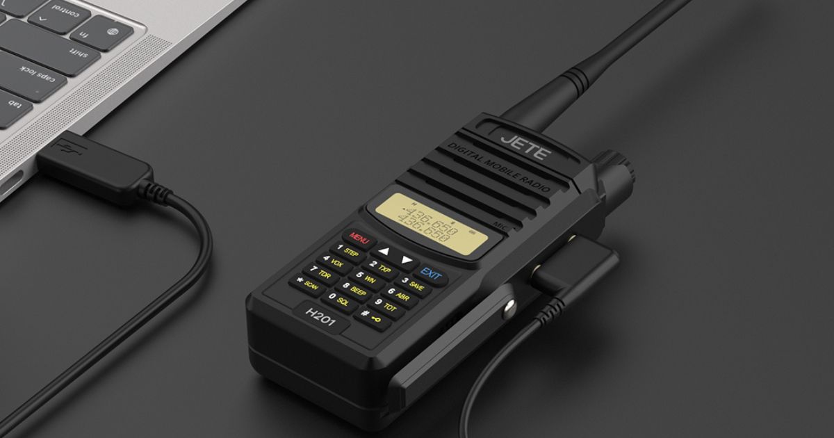 Panduan Cara Menggunakan HT dan Etiket Komunikasinya