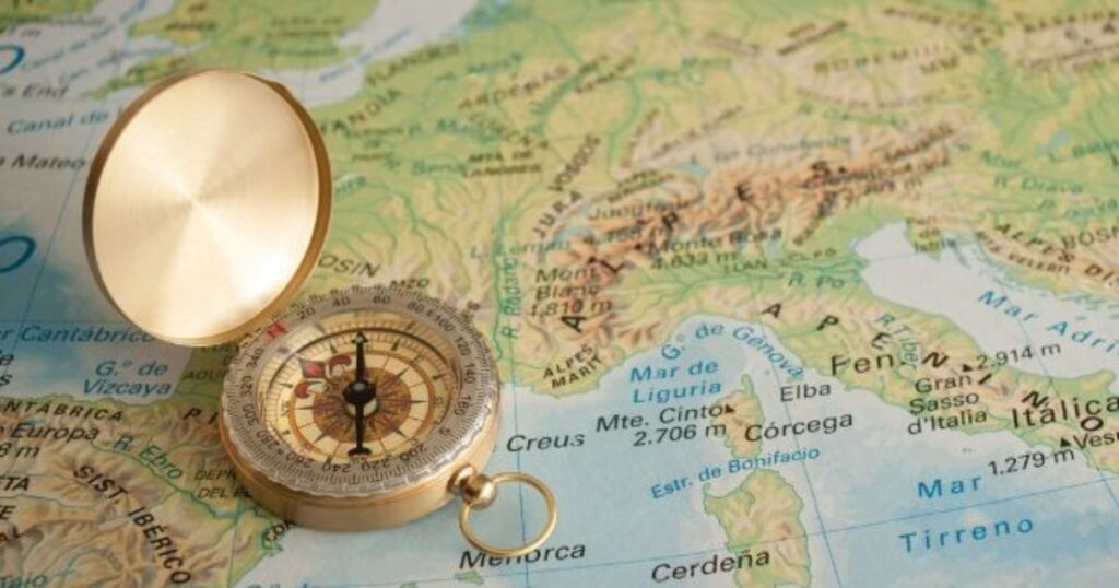 7 Jenis-Jenis Kompas dan Fungsinya yang Wajib Kamu Tahu!