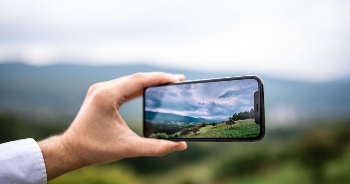 Apa Itu Kamera Ultrawide dan Fungsinya untuk Fotografi HP